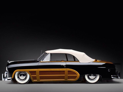 Wood paneled cars, late 1940s | MATTHEW'S ISLAND