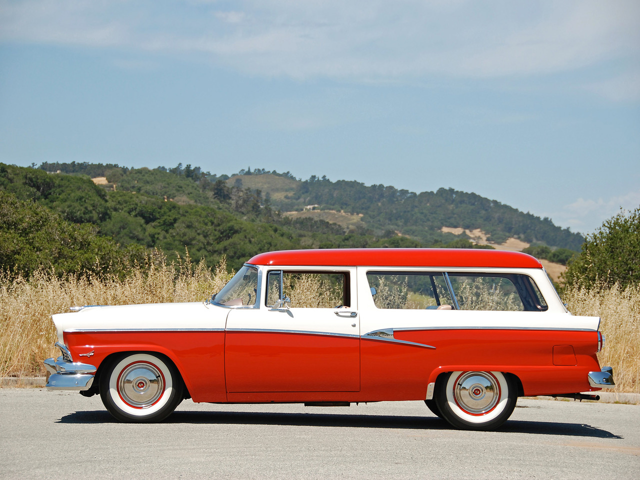 1956 ford custom ranch wagon | MATTHEW'S ISLAND