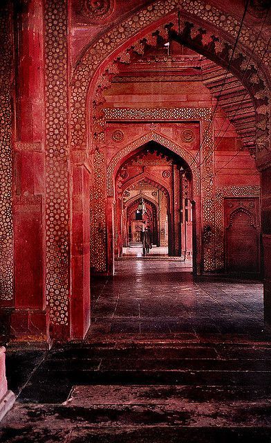 Red Temple, India | MATTHEW'S ISLAND