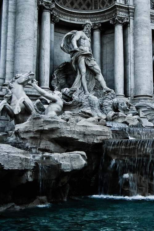 statue fountain rome 1281 | MATTHEW'S ISLAND