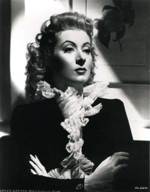 Greer Garson | MATTHEW'S ISLAND