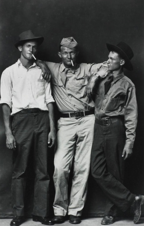 3 Men Together | MATTHEW'S ISLAND