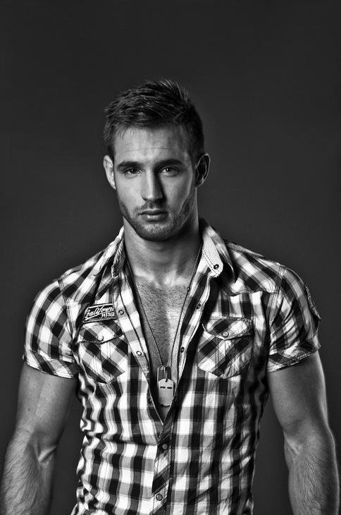 Model | MATTHEW'S ISLAND