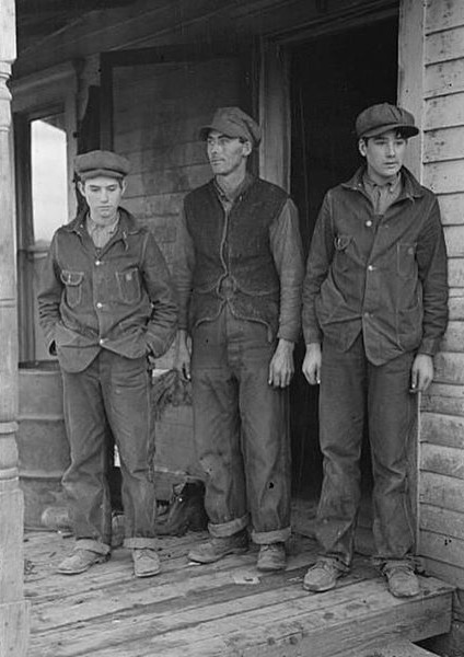 workmen 1920s | MATTHEW'S ISLAND