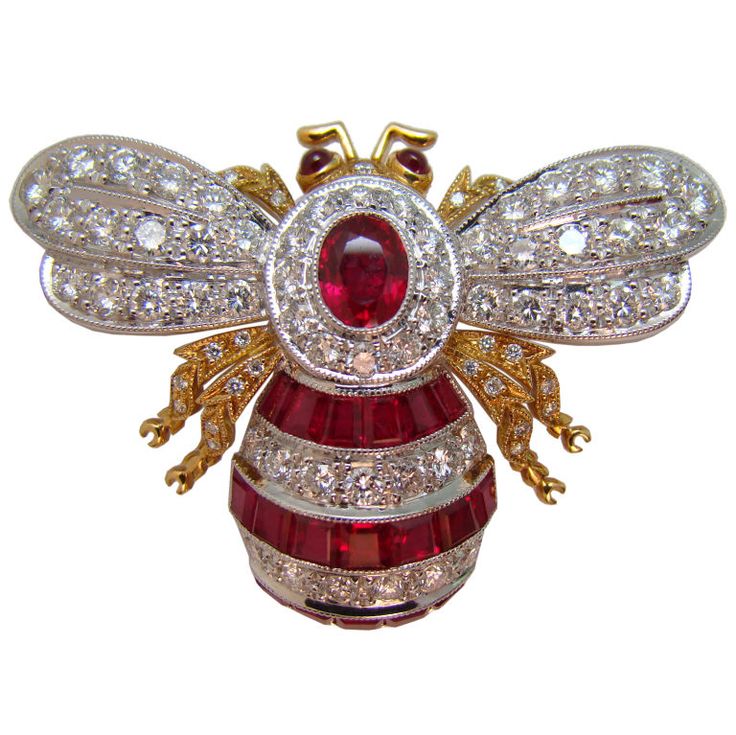 Gold, diamond, and ruby bee | MATTHEW'S ISLAND