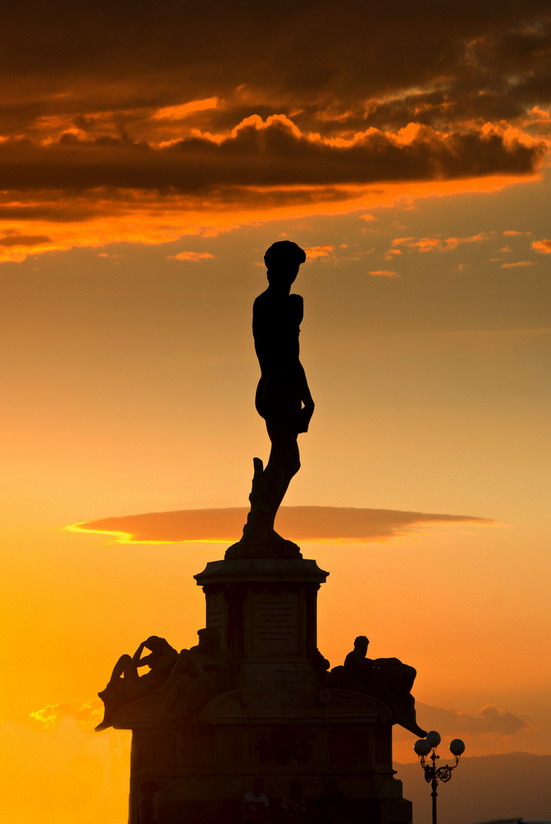 Statue of David, in a park above Firenze/Florence | MATTHEW'S ISLAND
