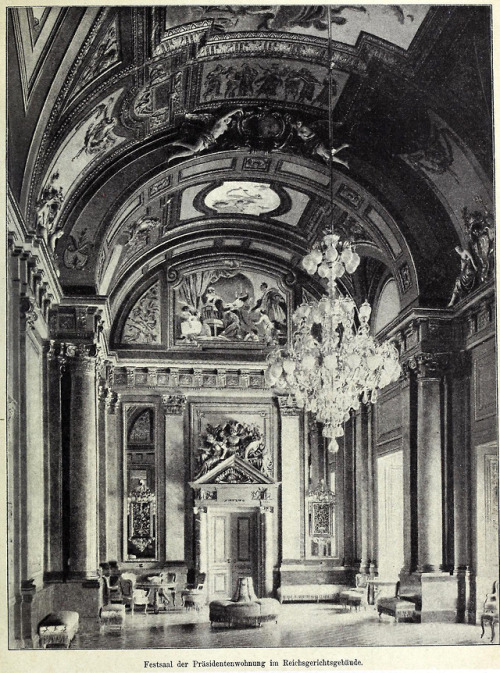 Court foyer, Germany | MATTHEW'S ISLAND