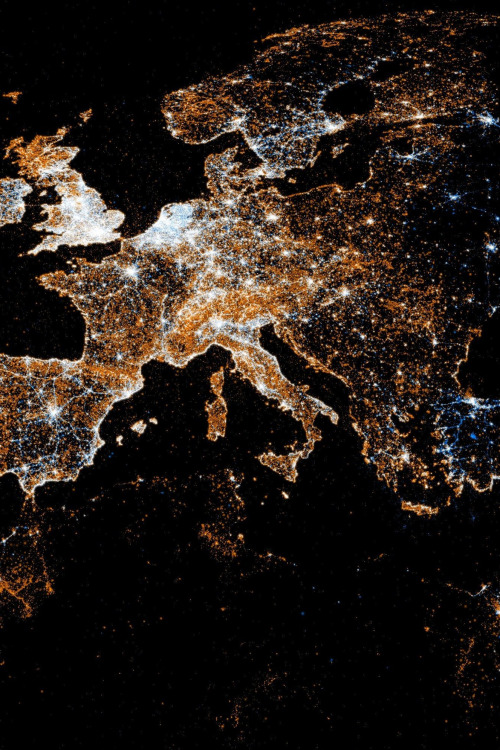 Europe at night | MATTHEW'S ISLAND