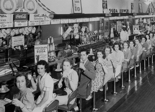 Vintage lunch counters, 1940s | MATTHEW'S ISLAND