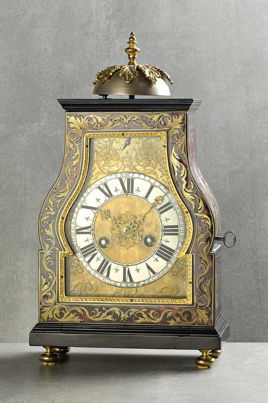 Alarm clock | MATTHEW'S ISLAND