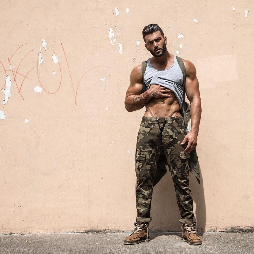 MODELS WEARING PANTS (Click on this title to go to a gallery of 14 ...