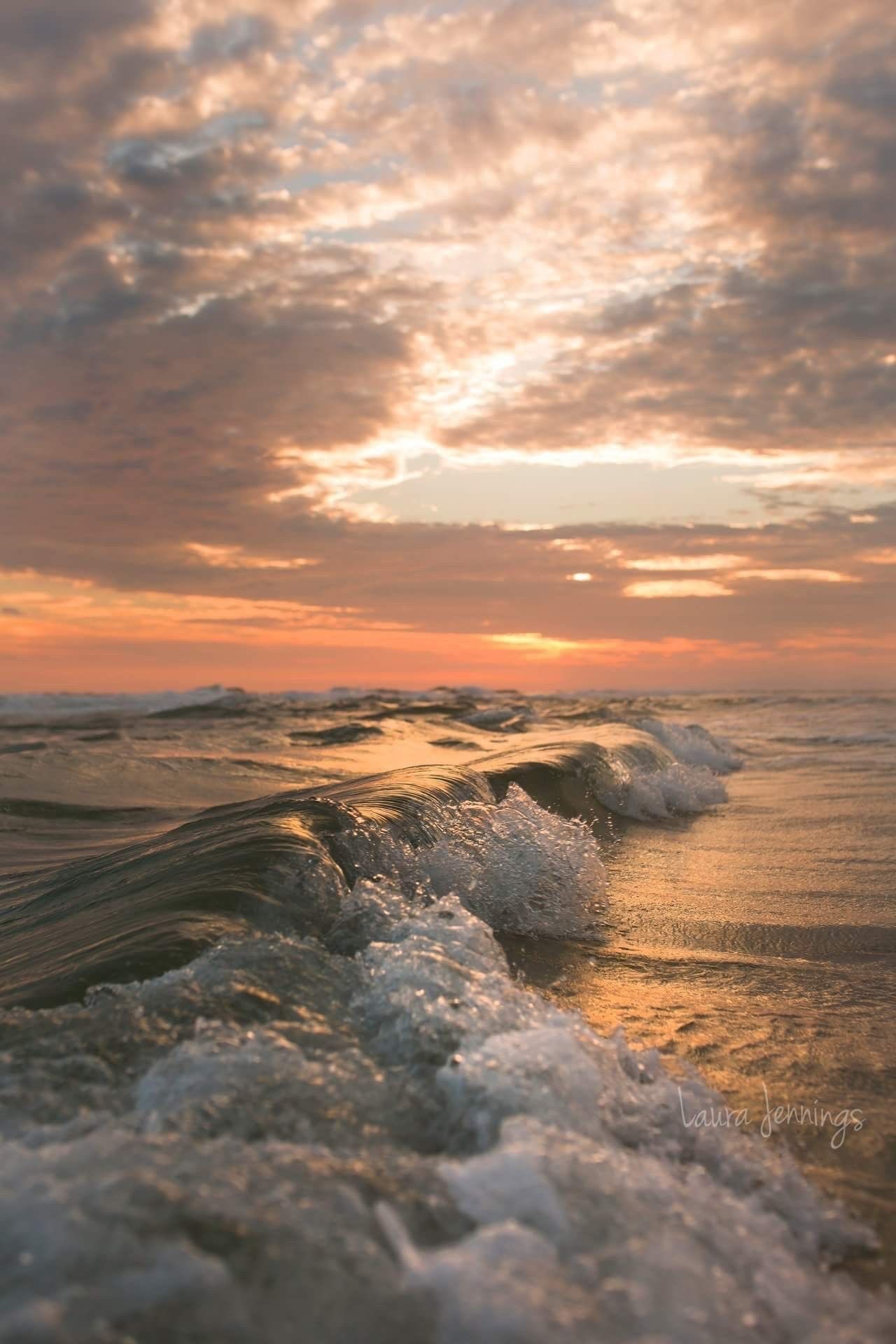 Waves | MATTHEW'S ISLAND