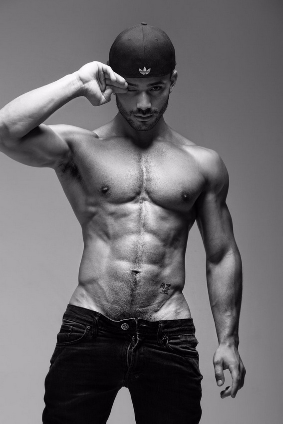 MODELS WITH CAPS (Click on this title to go to a gallery of 15 photos ...