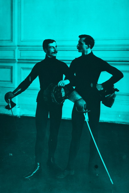 En garde! | MATTHEW'S ISLAND