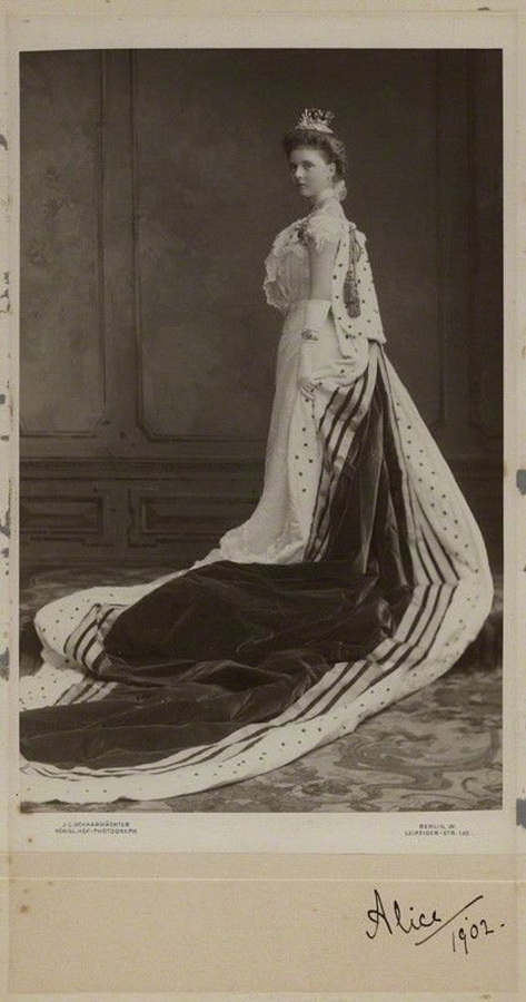 HRH Princess Alice of Albany (later Countess of Athlone), 1902 ...