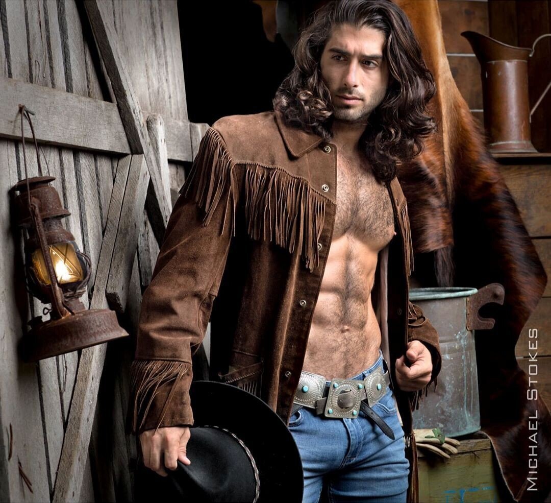 COWBOY MODELS (Click on this title to go to a gallery of 14 photos ...