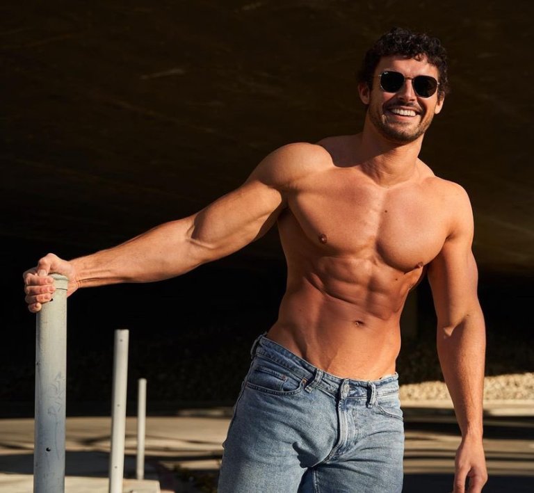 BRITISH MODEL JOSH WATSON | MATTHEW'S ISLAND