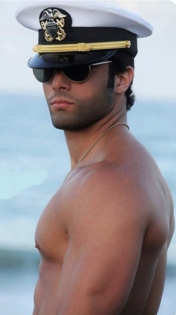 SAILOR MODEL | MATTHEW'S ISLAND