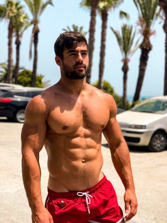 BRITISH MODEL DAN TAI | MATTHEW'S ISLAND