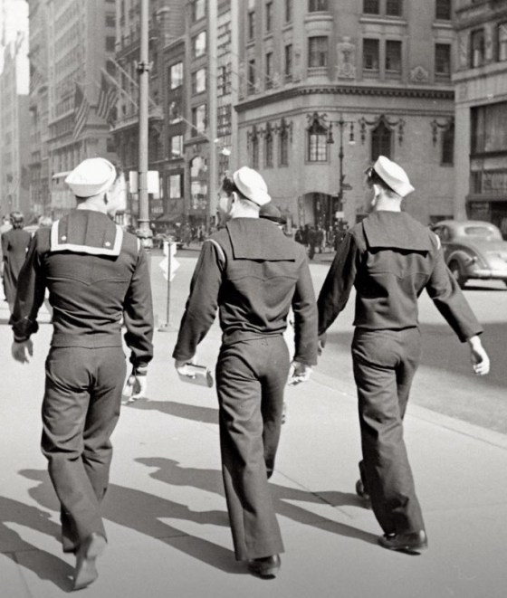 Sailors on shore leave in NYC, WWII era | MATTHEW'S ISLAND