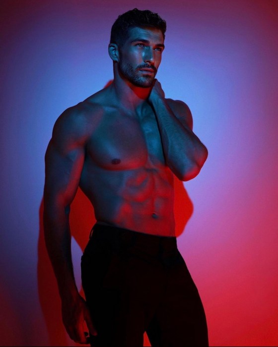 DOMINIC CALVANI | MATTHEW'S ISLAND