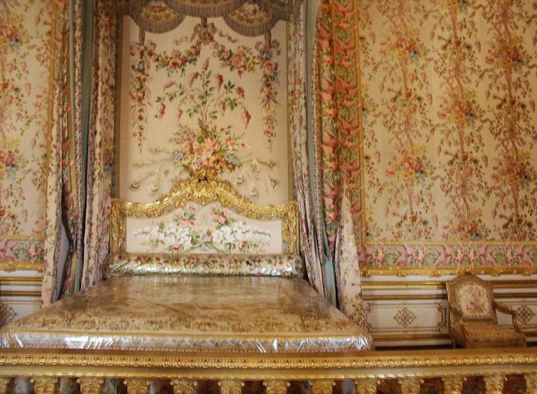 Marie Antoinette’s bedroom, Versailles Palace, France | MATTHEW'S ISLAND